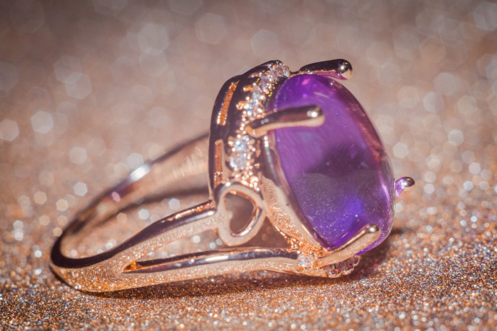 Jaki kamień dla Wodnika? Poczuj magiczne właściwości minerałów! - Lumirea